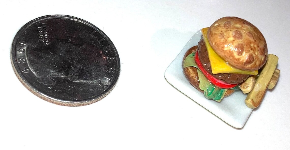 Burger and Fries Dollhouse Miniature 1:12 Scale Diner Mini Food ...