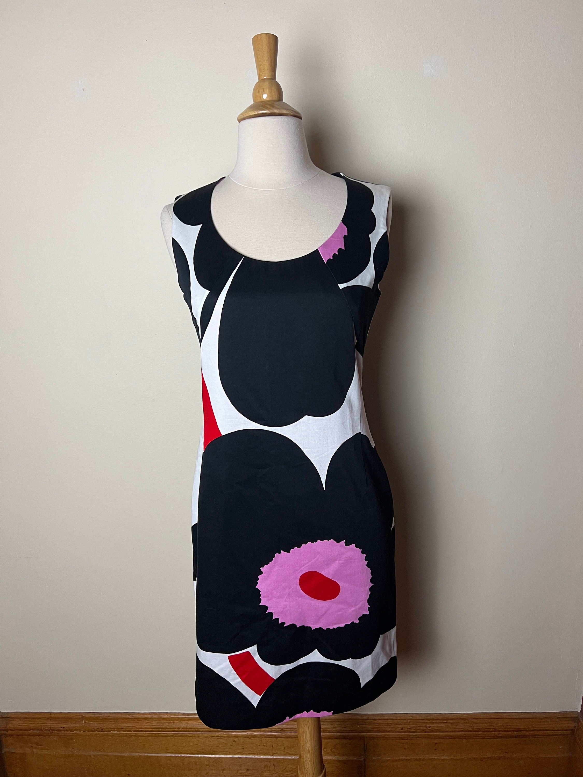 Marimekko Unikko Sleeveless Dress in Pink, Black, and Red. Unikko Was ...