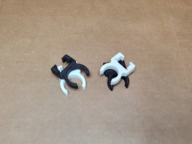 3/4" and 1/2" Square PVC Clips, EMT Pixel Clips - Etsy