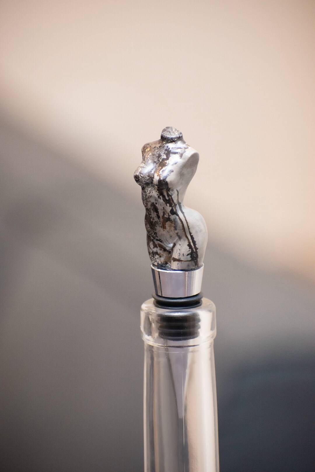 Female Silhouette Wine Stopper - Etsy