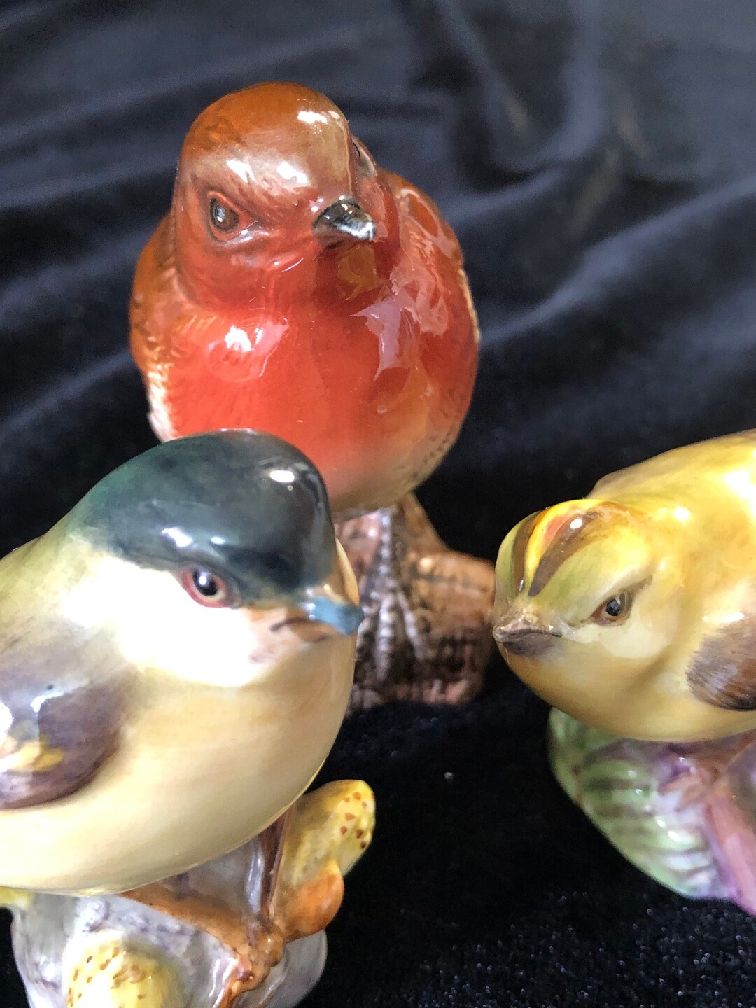 3 Vintage Royal Worcester and Beswick Ceramic Birds. Robin, Gold Crest ...