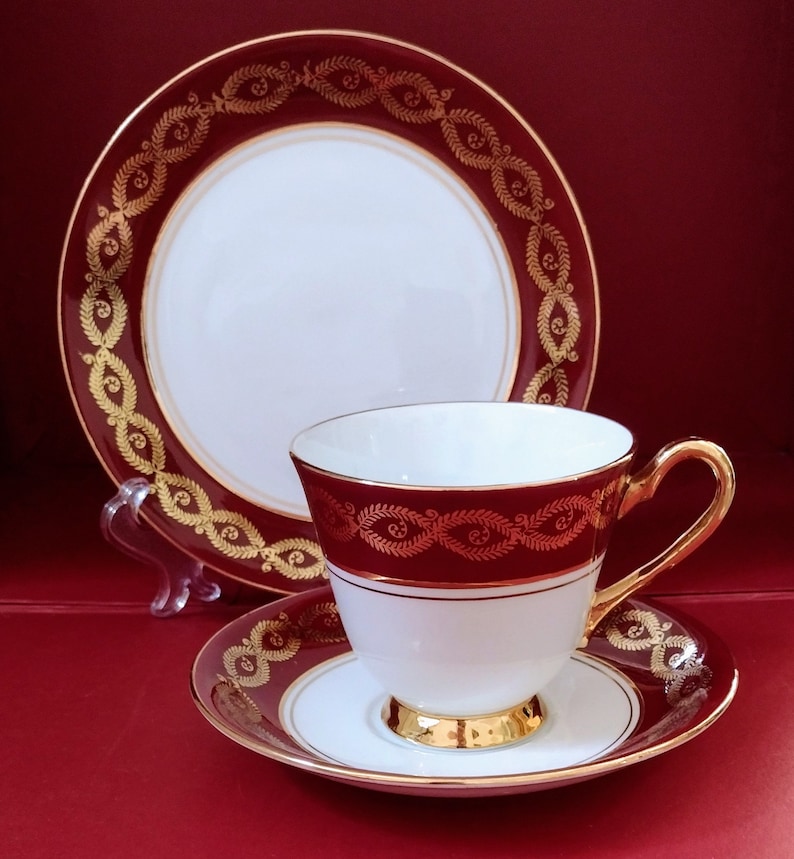 Elegant Windsor Bone China Set: Vibrant Red & Gold Collection Made in ...