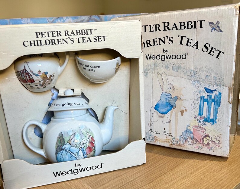 Peter Rabbit Childrens Teaset by Wedgwood Sugarbowl Cream Jug Teapot ...
