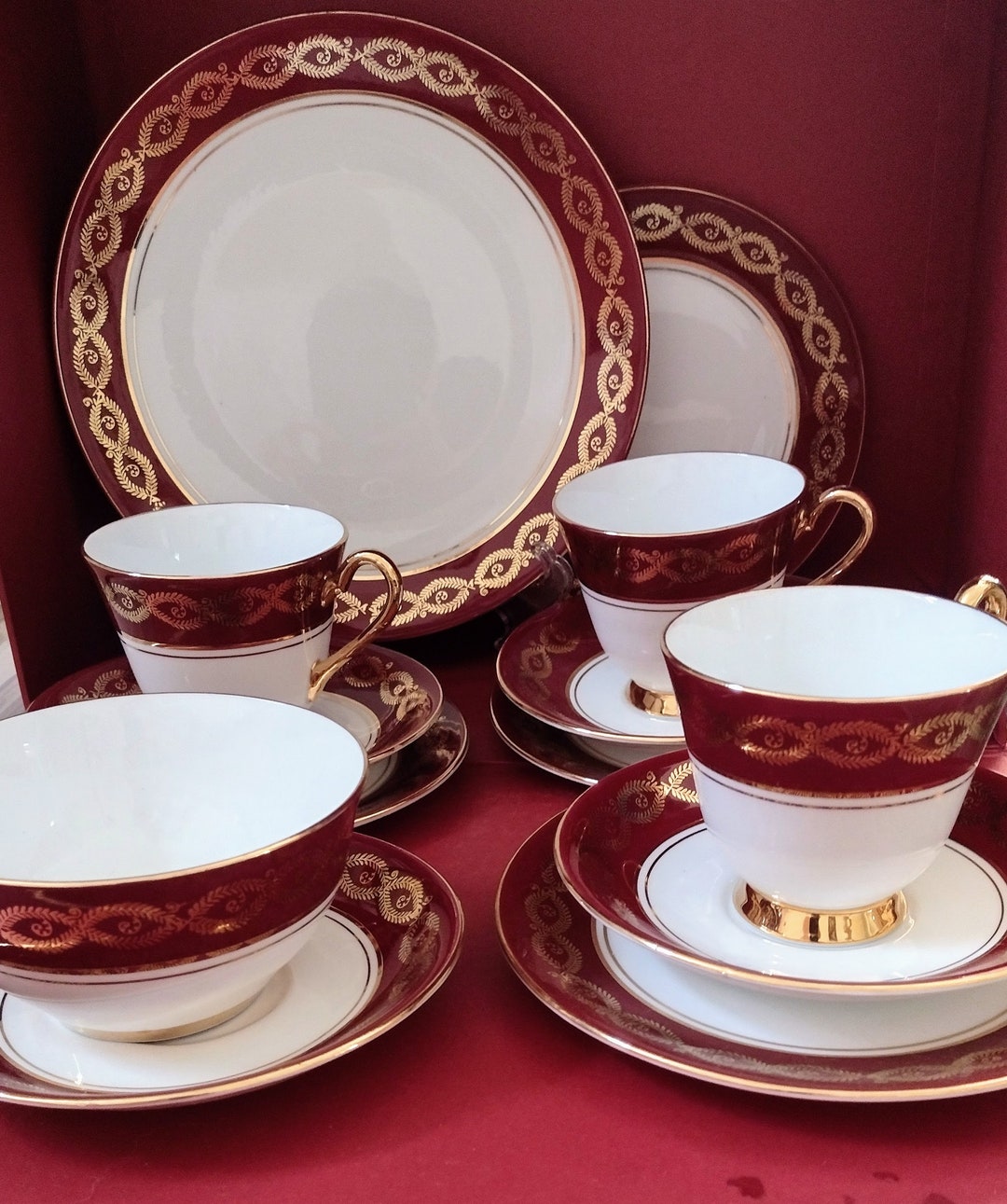 Elegant Windsor Bone China Set: Vibrant Red & Gold Collection Made in ...