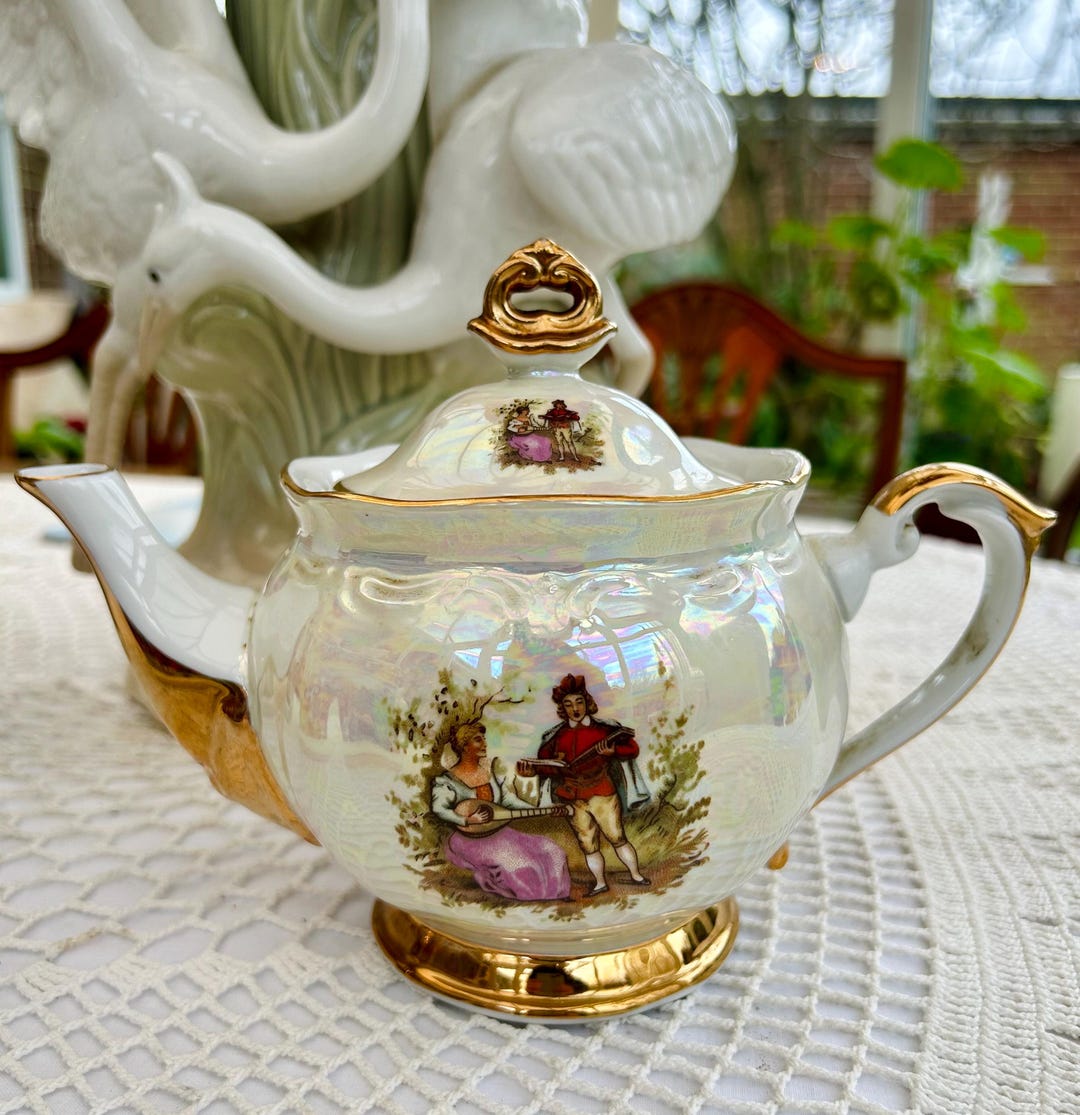 Chodziez Teapot Lustre | 18cm Tall | Made in Poland - Etsy