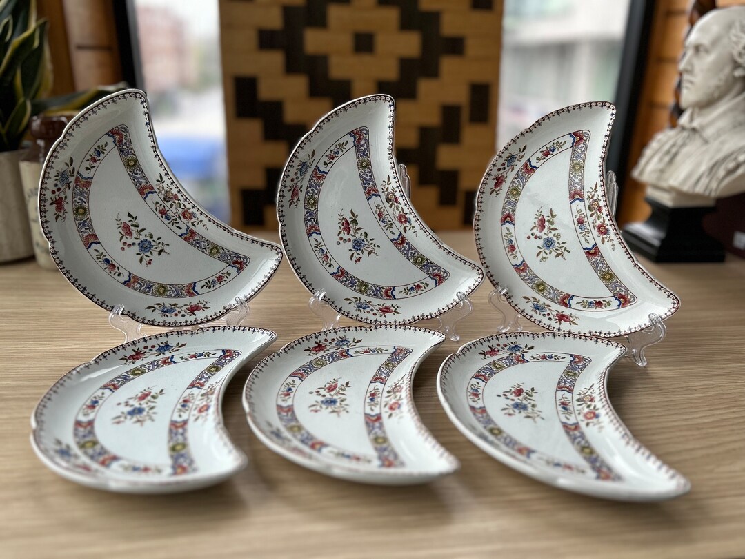 Spode Copeland Half Moon Crescent Fine Bone China, A Set of Six Dishes ...