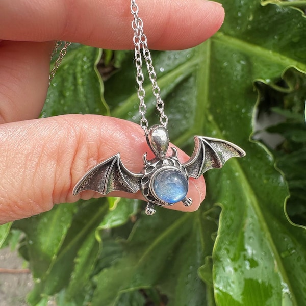 Bat Pendant - Etsy