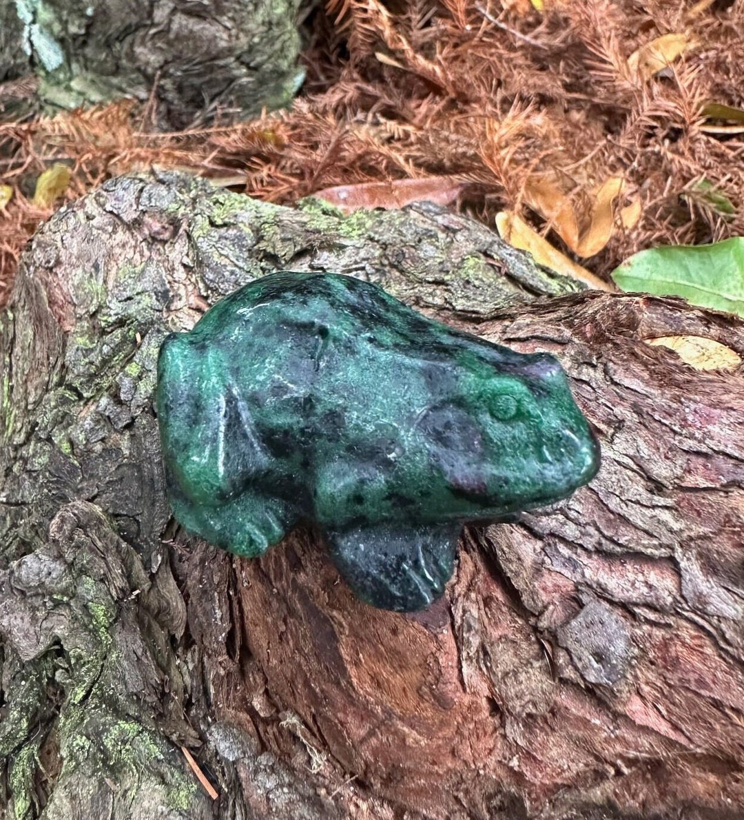 1.75 Inch Frog Figurine Zoisite Frog Statue Gorgeous Frog Carving - Etsy