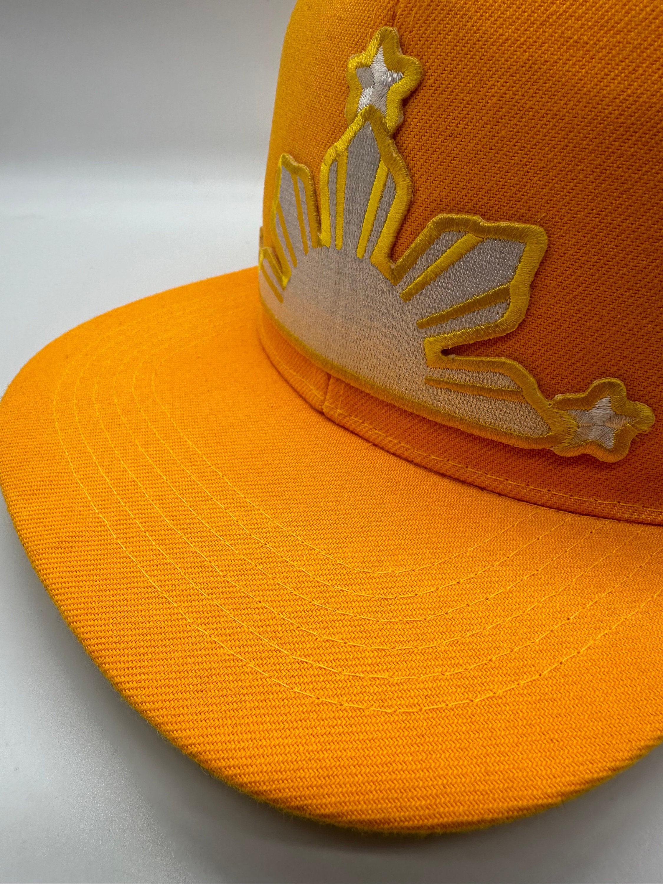 Filipino Philippines Flag Yellow Sun Pinoy Pinay 3 Stars and Sun ...