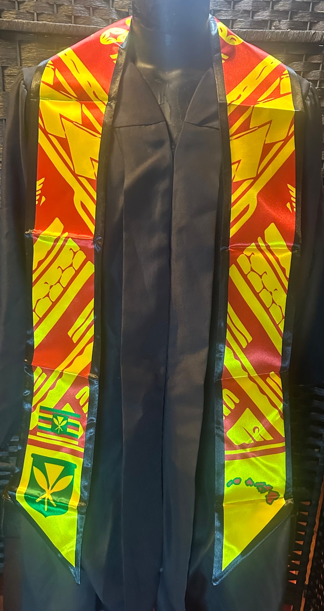 Hawaii Hawaiian Ohana Family Tribal Red and Yellow Kanaka Graduation ...