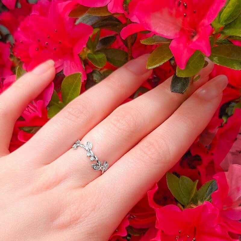 Vine Leaf Ring - Etsy