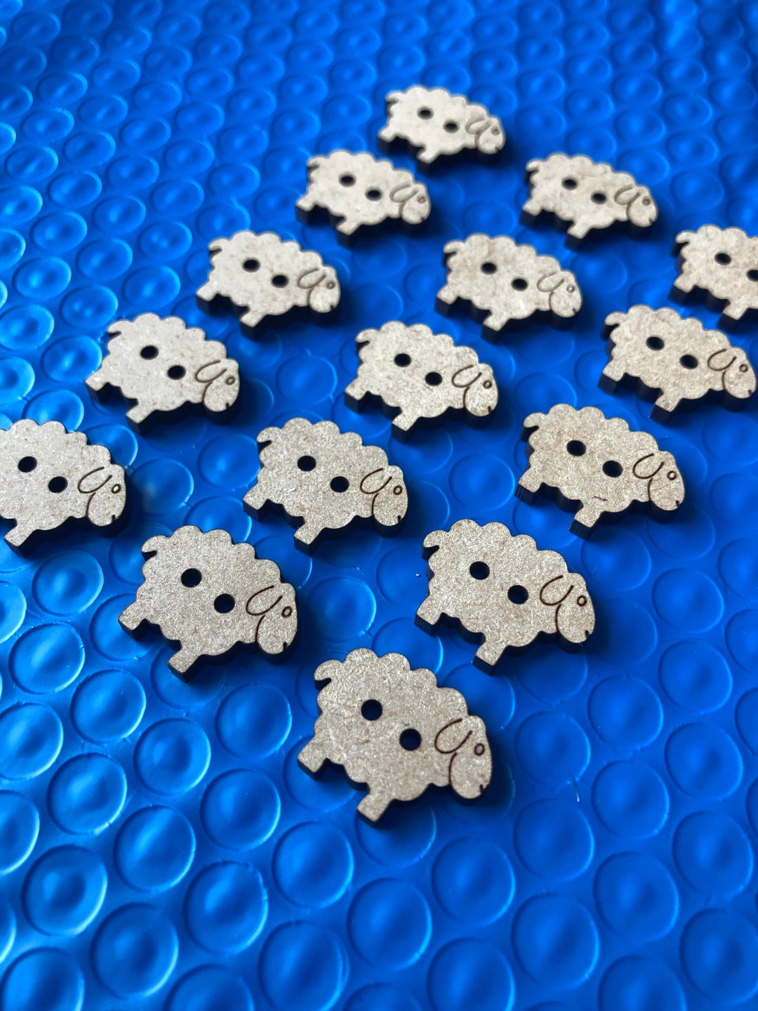 Wooden Sheep Buttons Wooden Buttons Buttons Knitting Crocheter Crafting ...