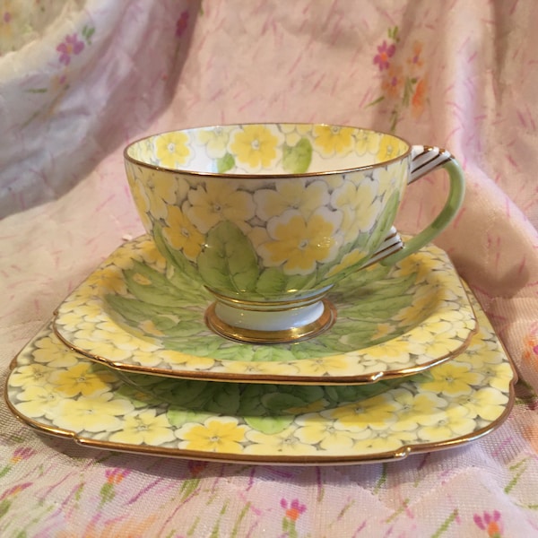 Porcelain Paragon - Etsy