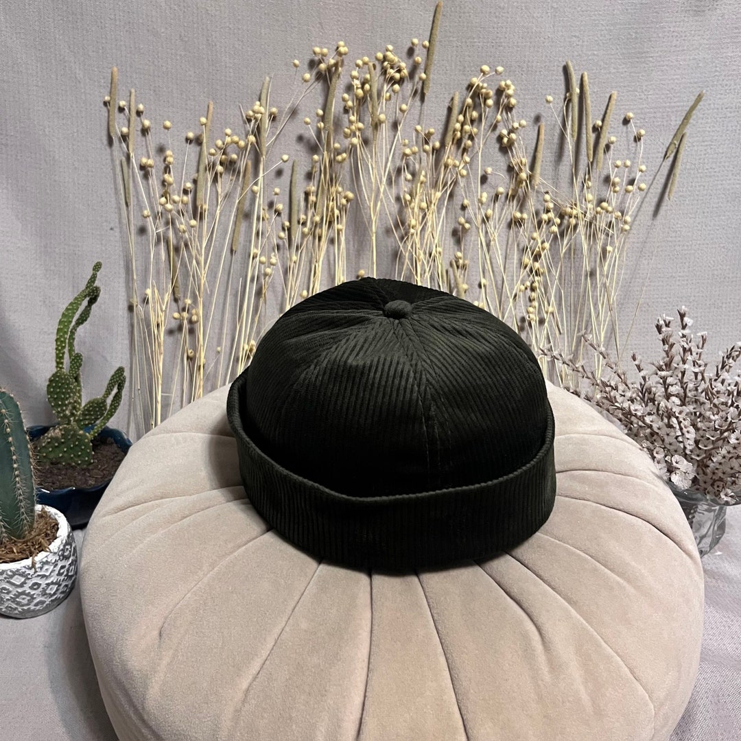 Green Docker Hat, Velvet Brimless Cap, Vintage Skullcap, Retro Docker ...