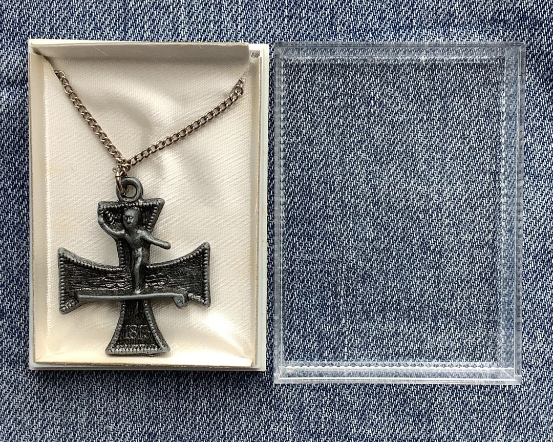 Vintage Big Daddy Ed Roth Surfer Maltese Cross With Original Box - Etsy