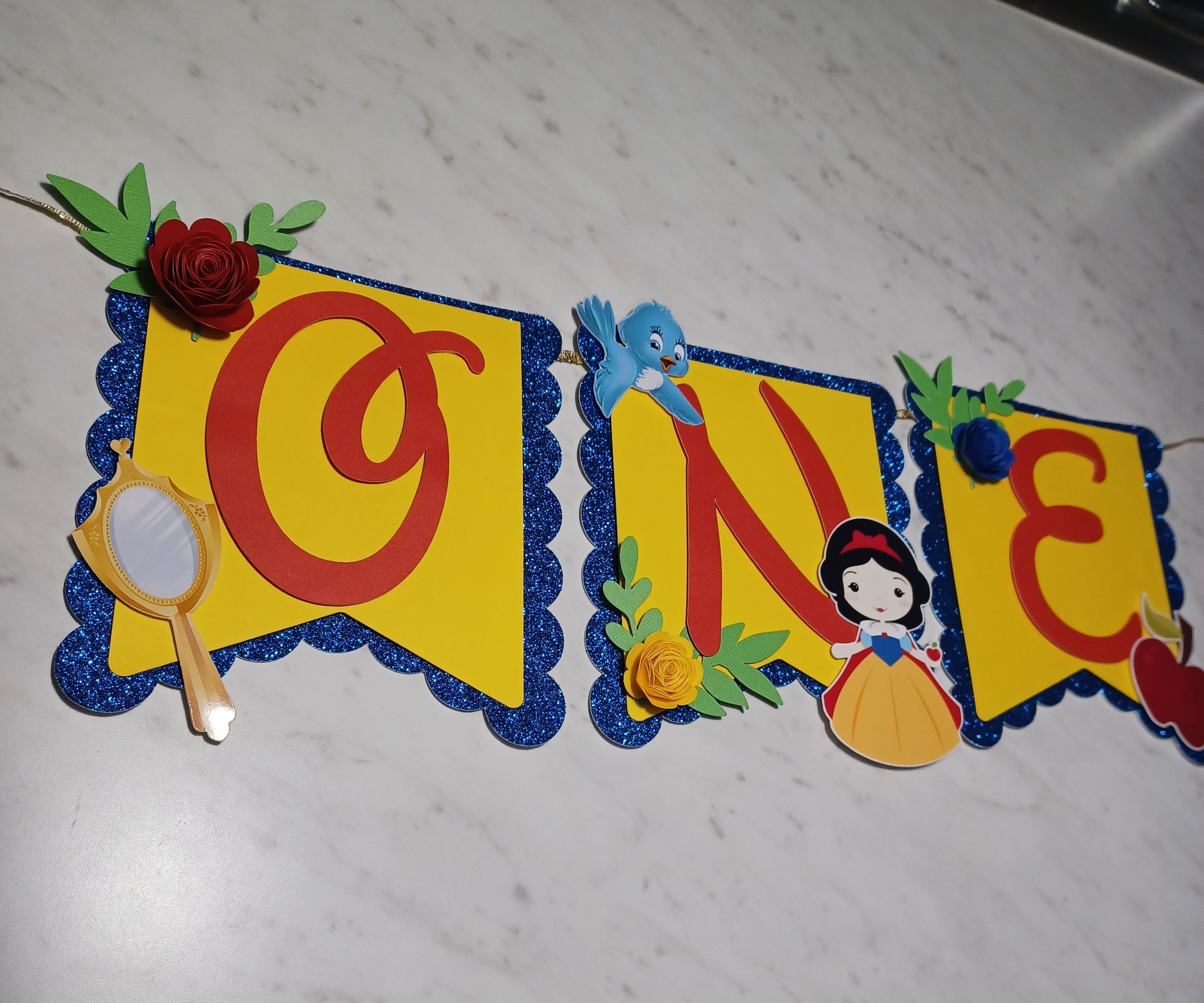 Snow White Inspired Banner. Blanca Nieves Inspired Banner. - Etsy