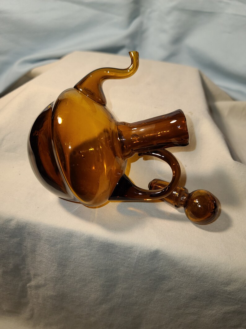 VINTAGE SMALL BROWN Glass Pitcher With Glass Stopper Collectable Glass ...