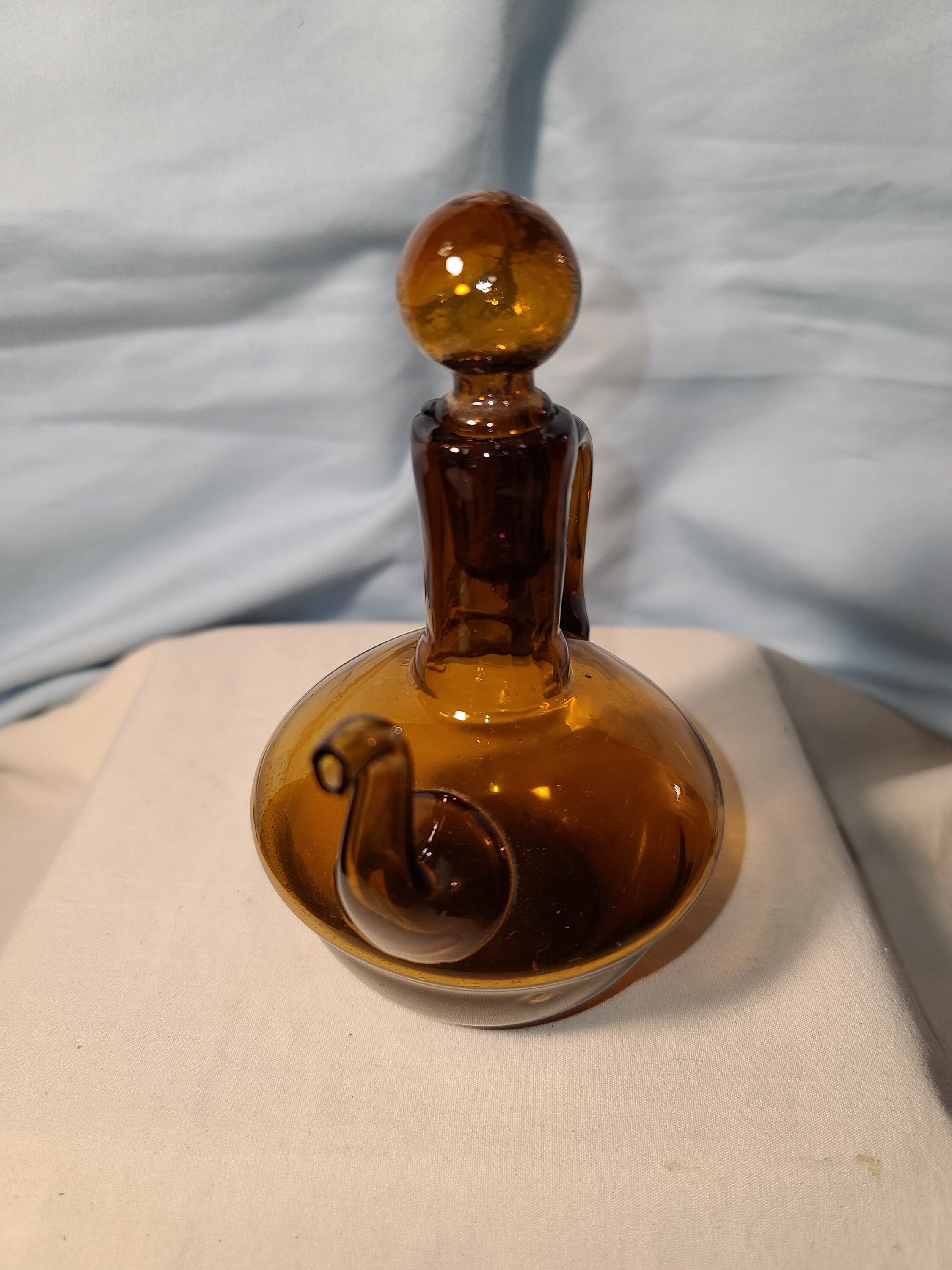 VINTAGE SMALL BROWN Glass Pitcher With Glass Stopper Collectable Glass ...