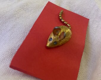 Avon Mouse Pin - Etsy