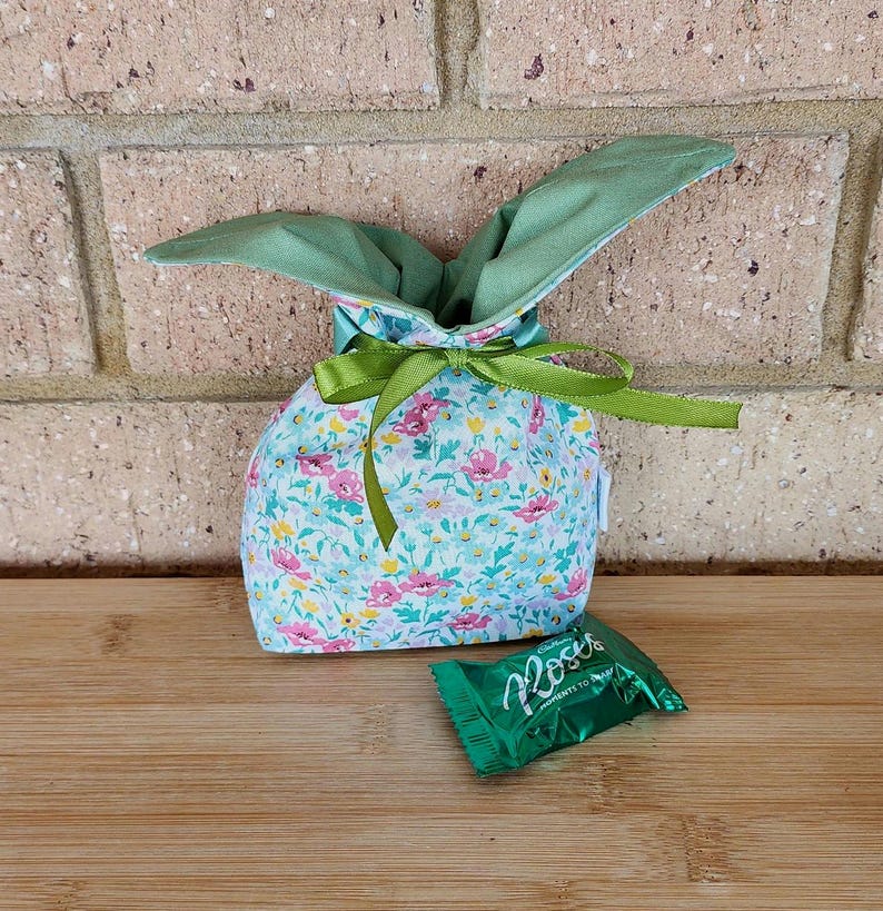 Bunny Ears Gift Bag – Small Liberty Floral Print, Lined Fabric Pouch ...