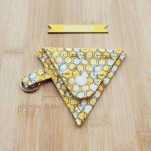 Snap on Button Triangle Shaped Coin Purse With Split Keyring, Earphones ...