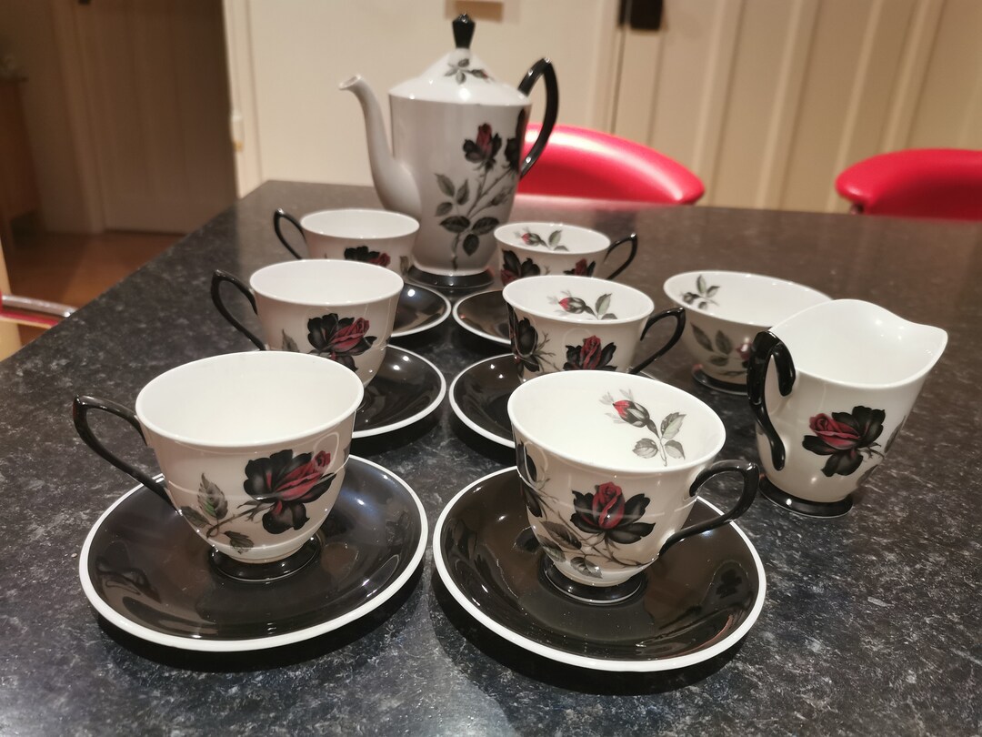 Royal Albert Bone China 15 Piece Set Masquerade Design Made in England ...