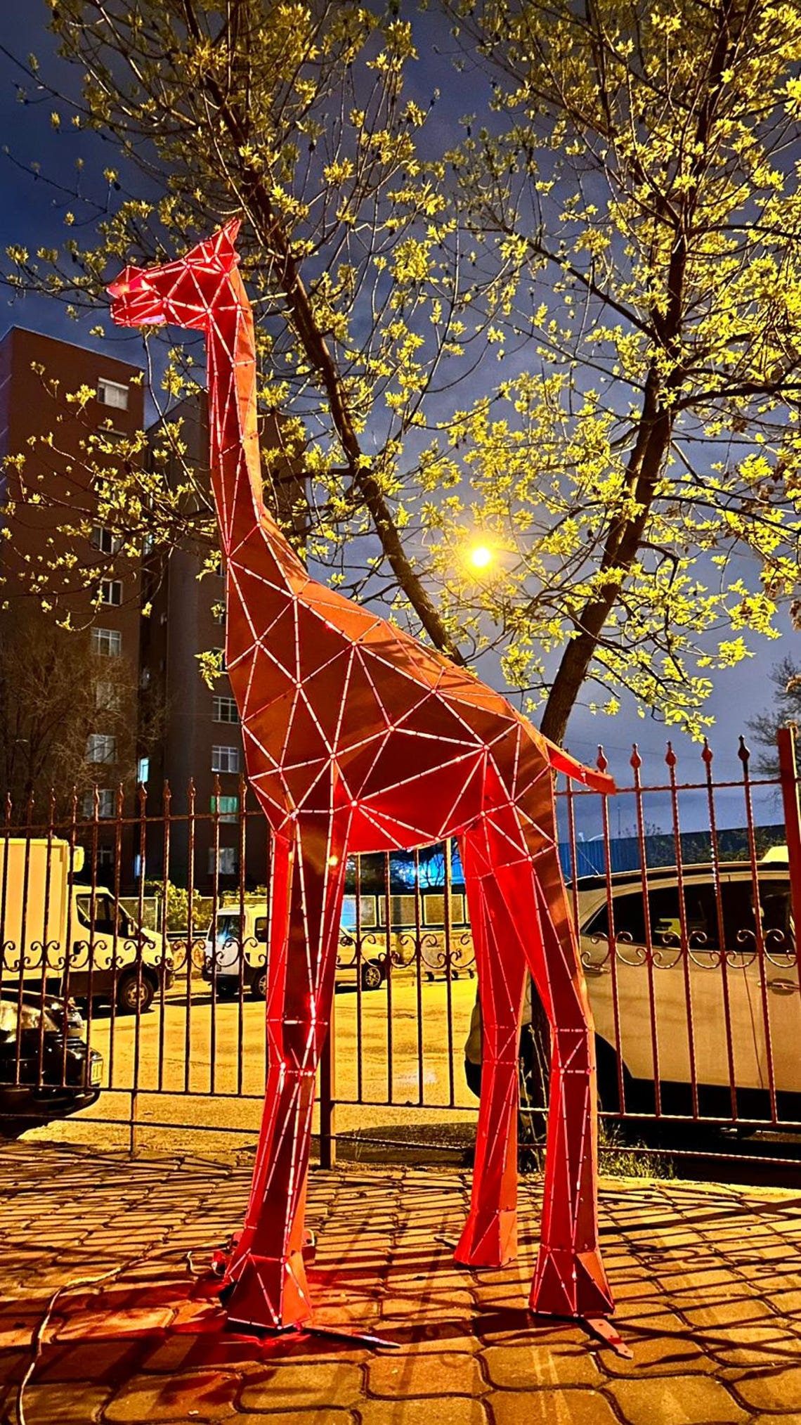 Handmade Modern Giraffe Sculpture - Modern Abstract Animal Art for ...