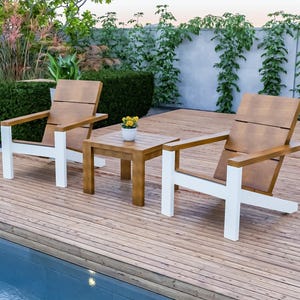 Second hand commercial garden furniture store