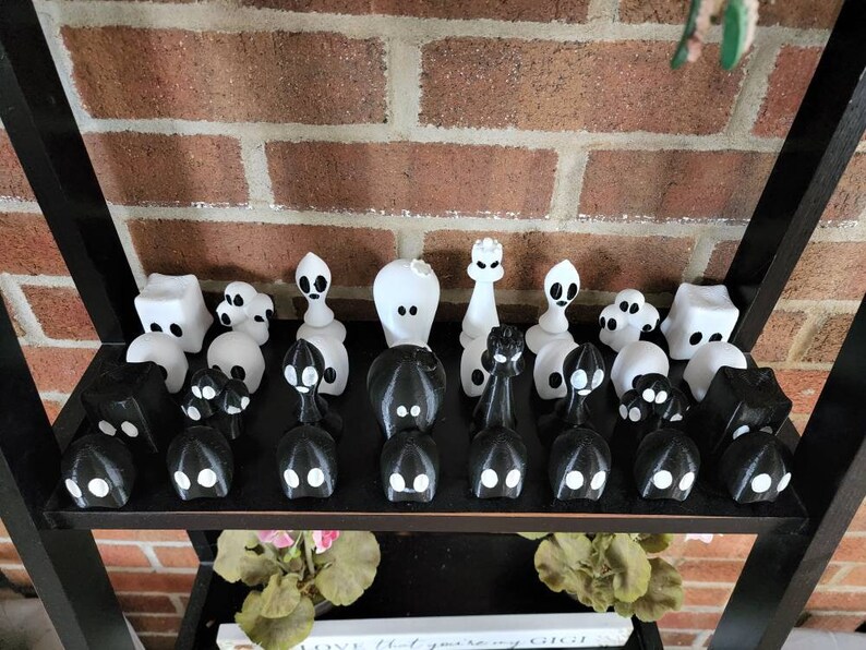Ghost Chess Set - Etsy
