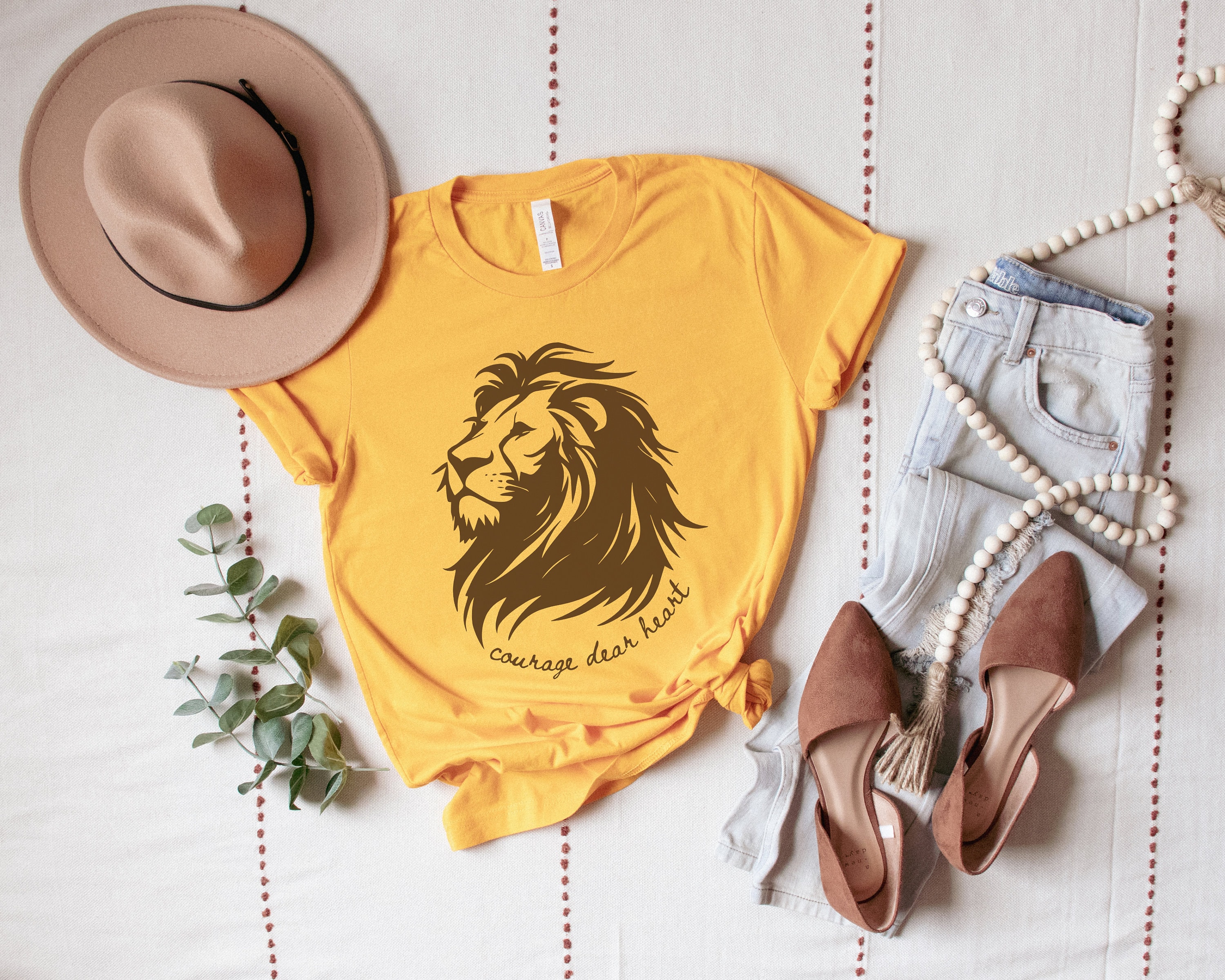Narnia, Chronicles of Narnia Shirt, Courage Dear Heart, the Lion, Book ...