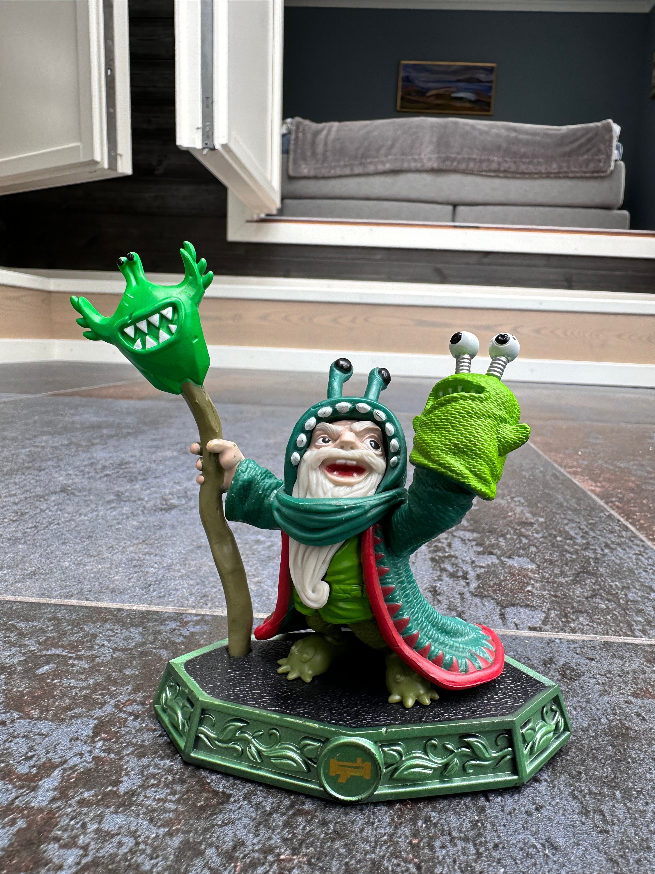 Skylanders Trap Team Chompy Mage