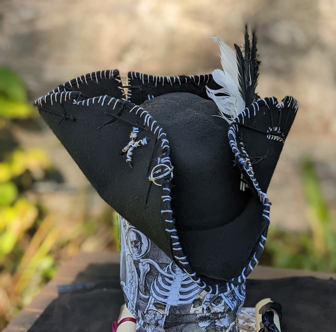 Brazen Pirate Hat the Halloween Night Walker of the Tides Tricorne ...