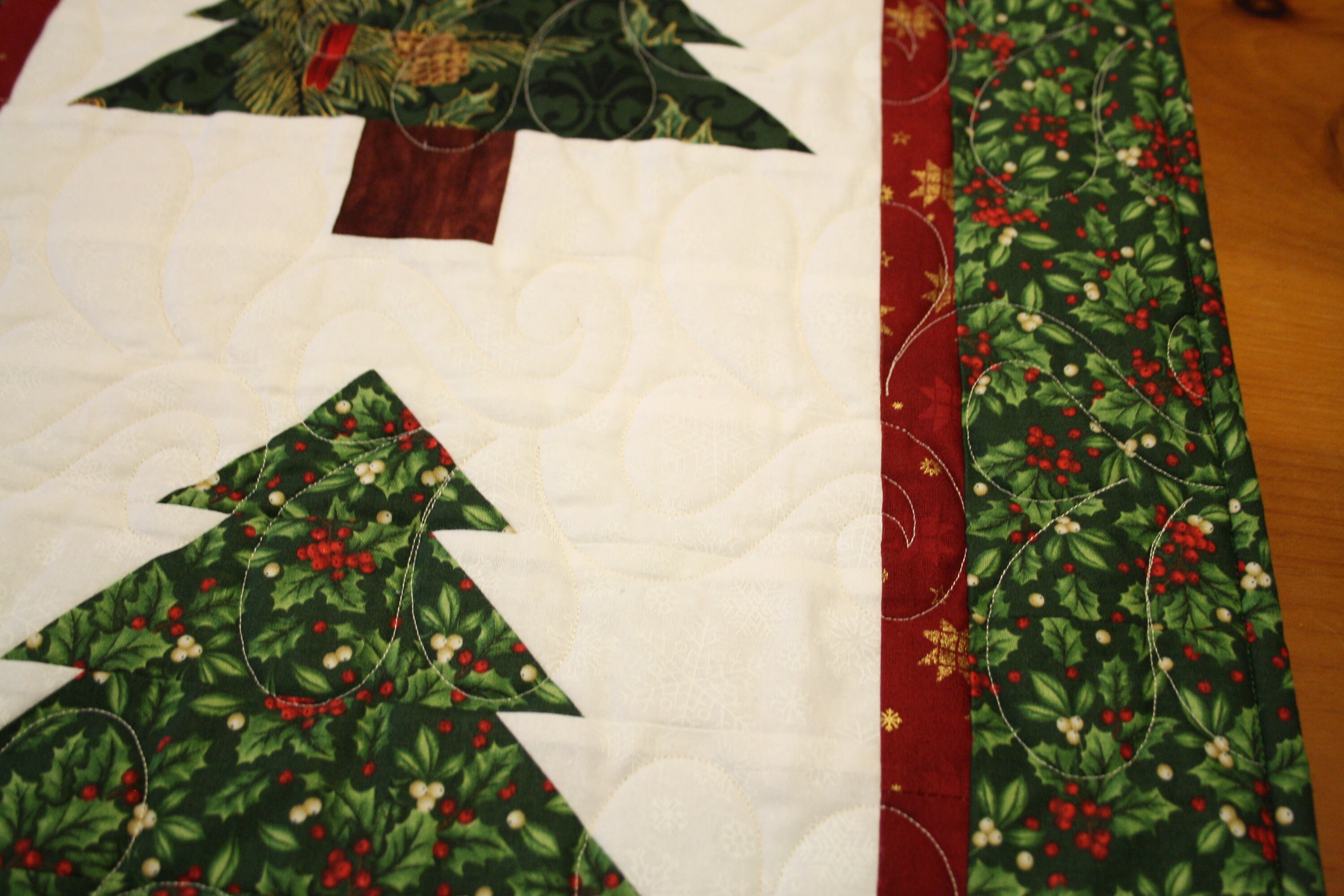 Christmas Tree Table Runner - Etsy