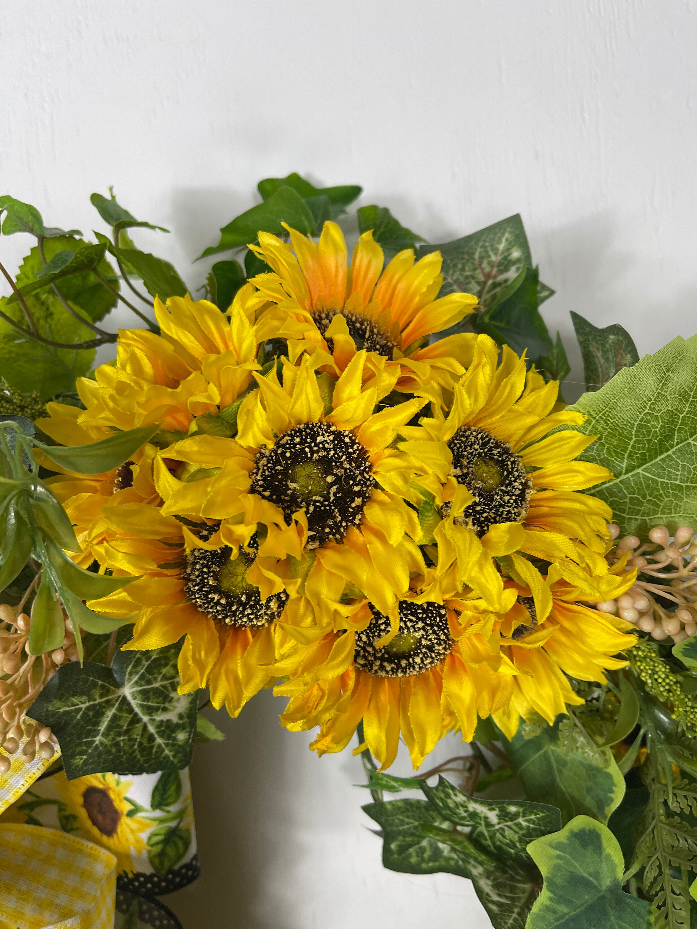 Beautiful Clusters of Sunflowers With Ivy and Berry Accents - Etsy