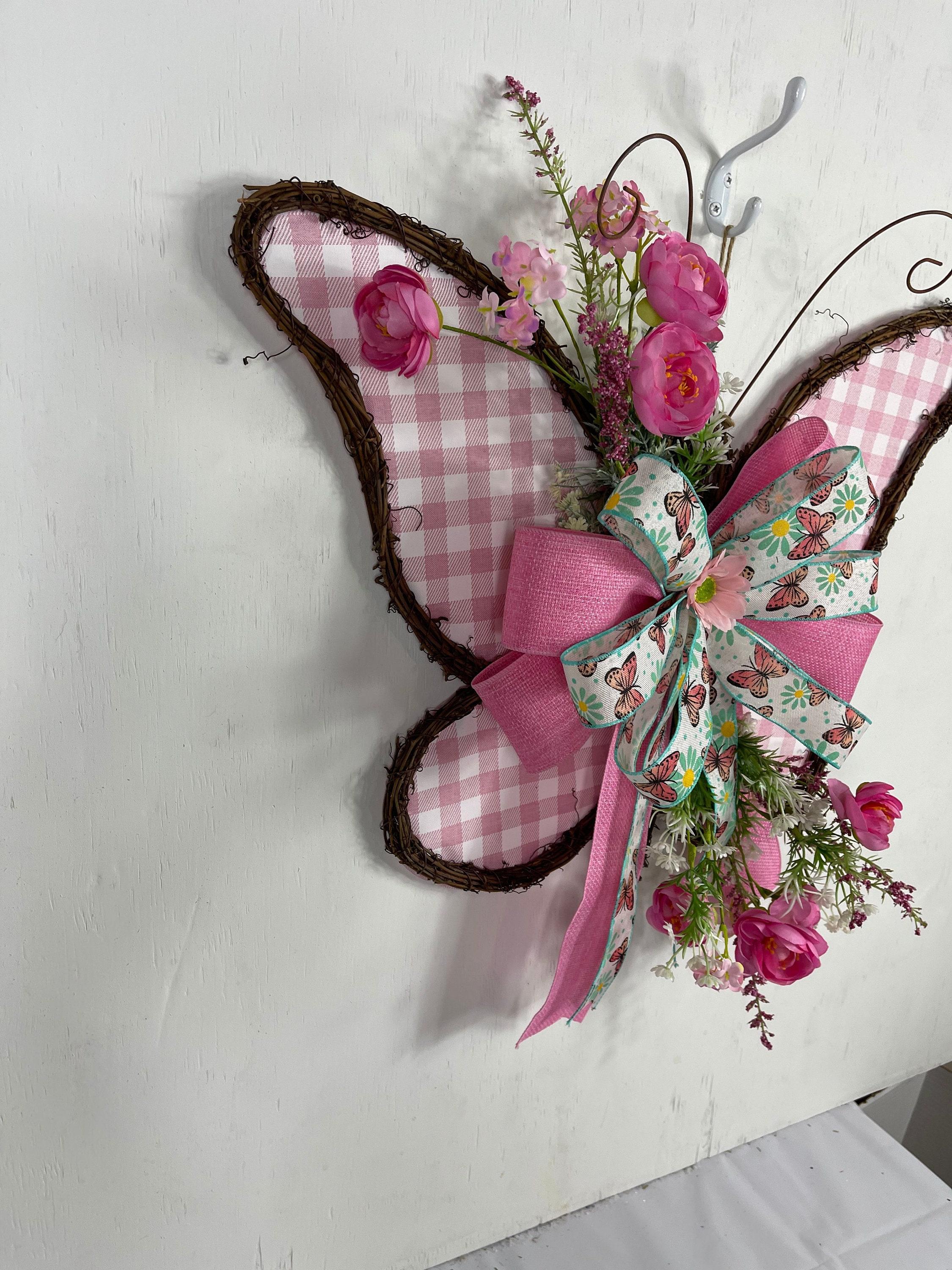 Grapevine Butterfly Door Hanger, Spring Flowers, Butterfly Floral ...
