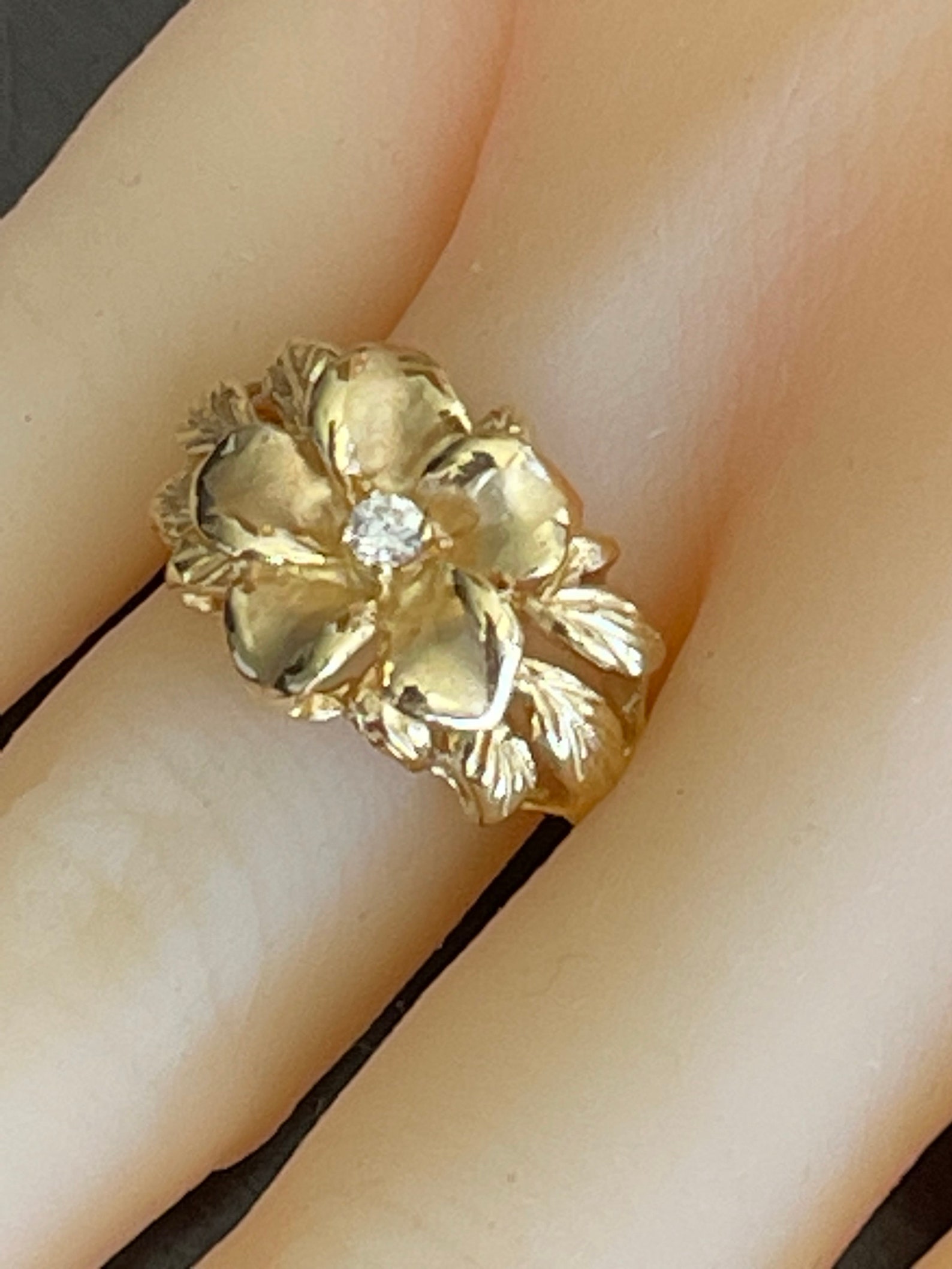 14K Solid Yellow Gold Hawaiian Heirloom Plumeria CZ Ring - Etsy