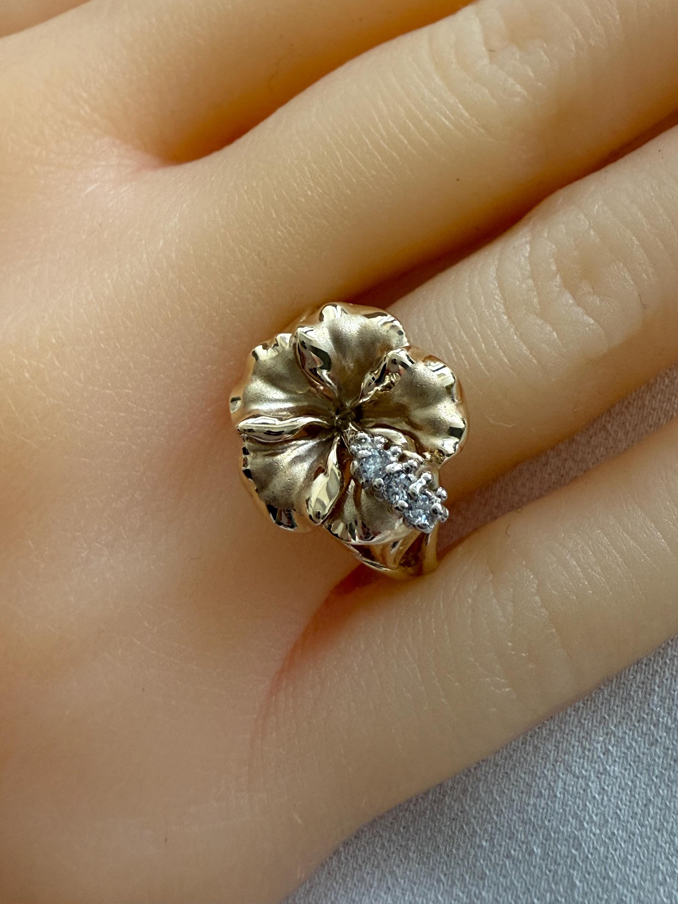 Natural Diamonds Hawaiian Heirloom Hibiscus Flower Maile Band Ring 14KT ...