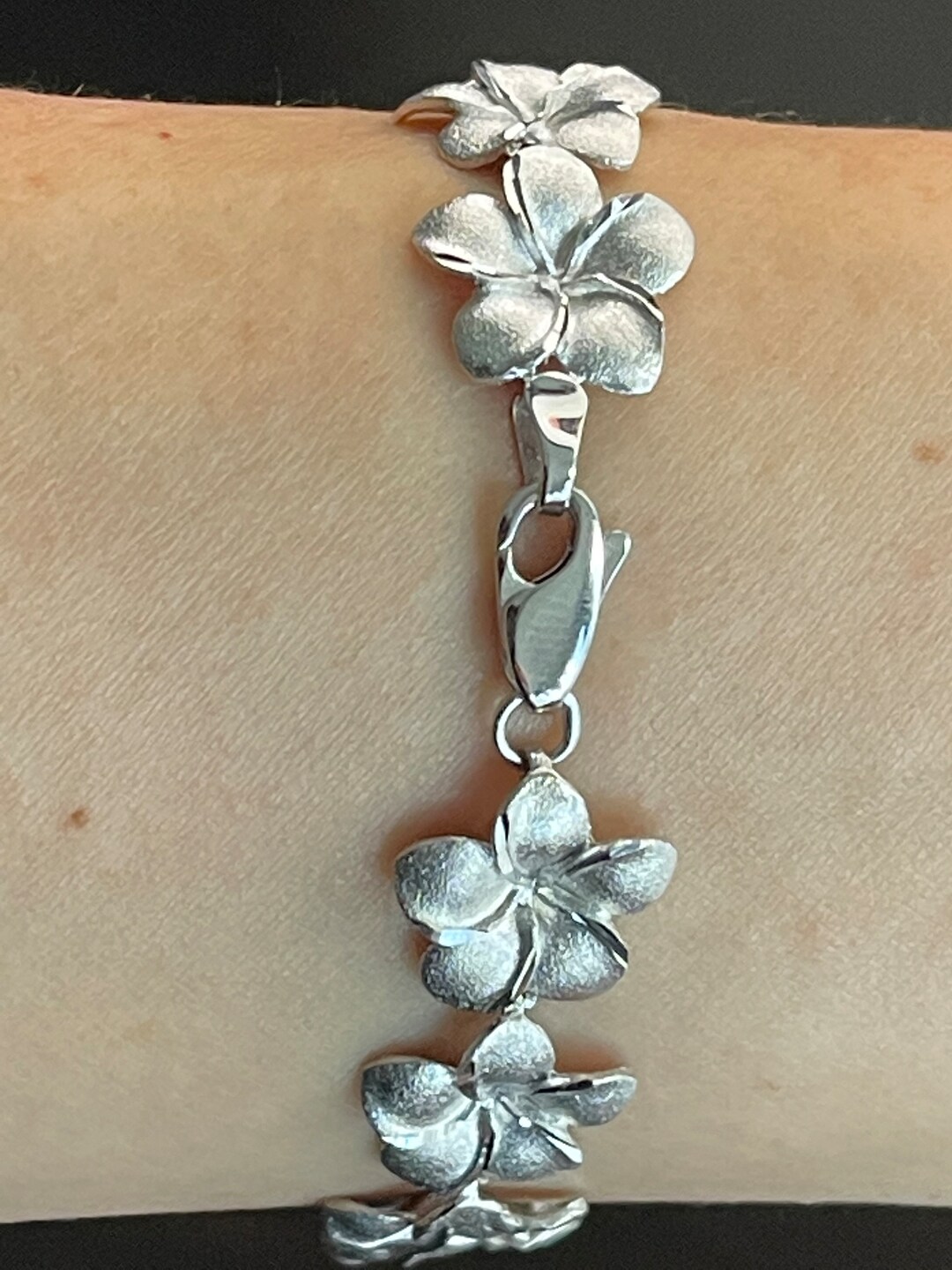 14K Solid White Gold 14mm Hawaiian Plumeria Flower Lei Bracelet (7.25 ...