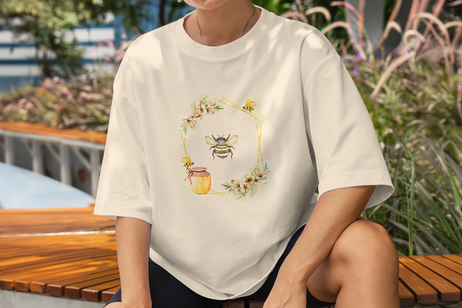Antique Styled Bee Oversized T-shirt, Beekeeper Shirt, Insect Shirts ...