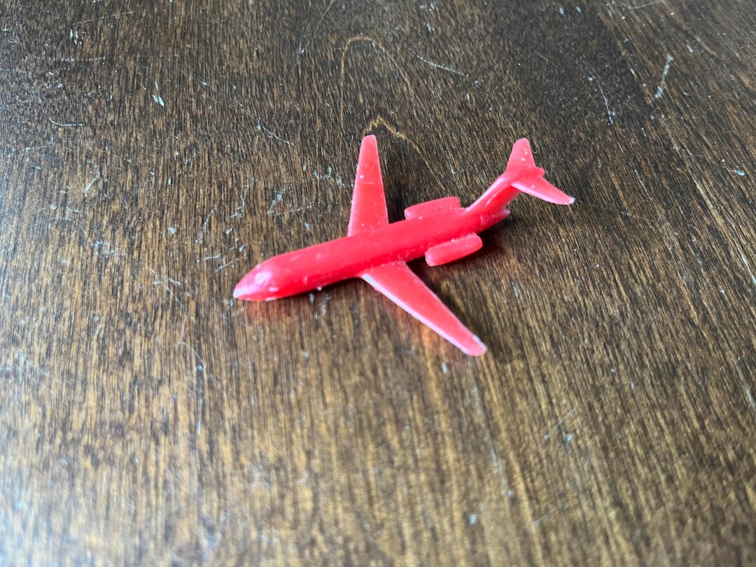 Vintage AIR CANADA DC-9 Aircraft Plane Cracker Jack Prize 2.5 in 1970's ...