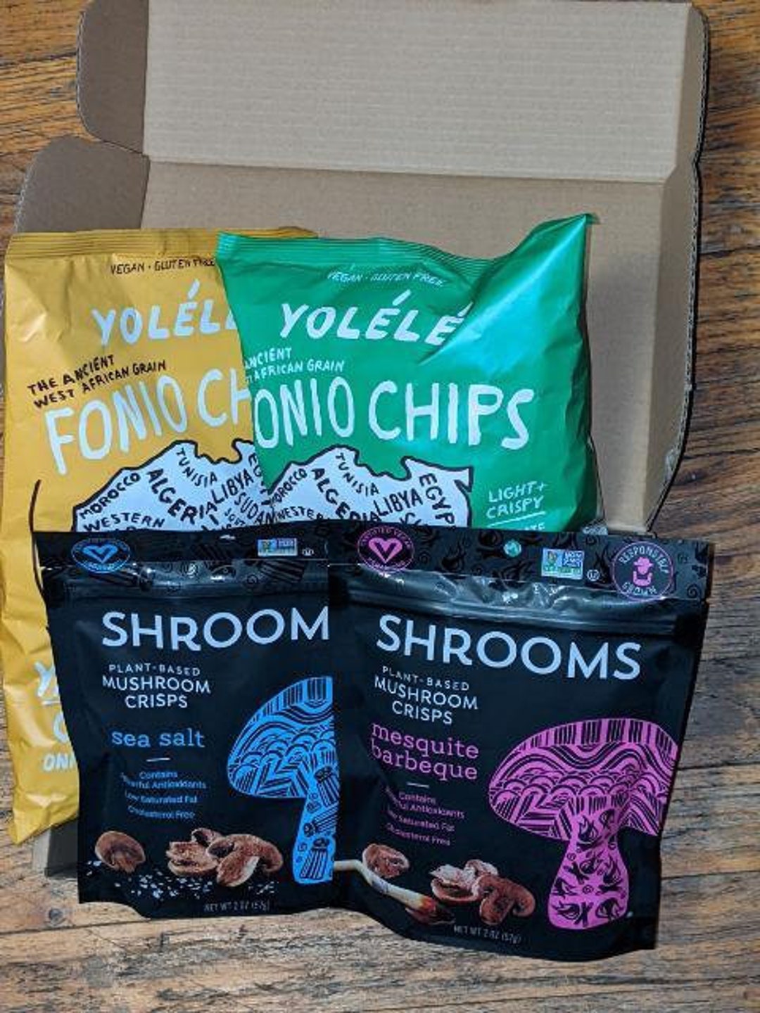 Boîte à snack végétalienne avec chips Yolele Fonio 1 yassa 1 - Etsy France