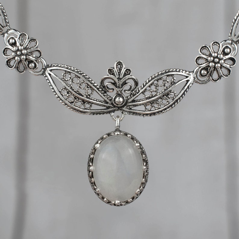925 Sterling Silver Paisley Design Filigree Art Grey Moonstone Gemstone ...