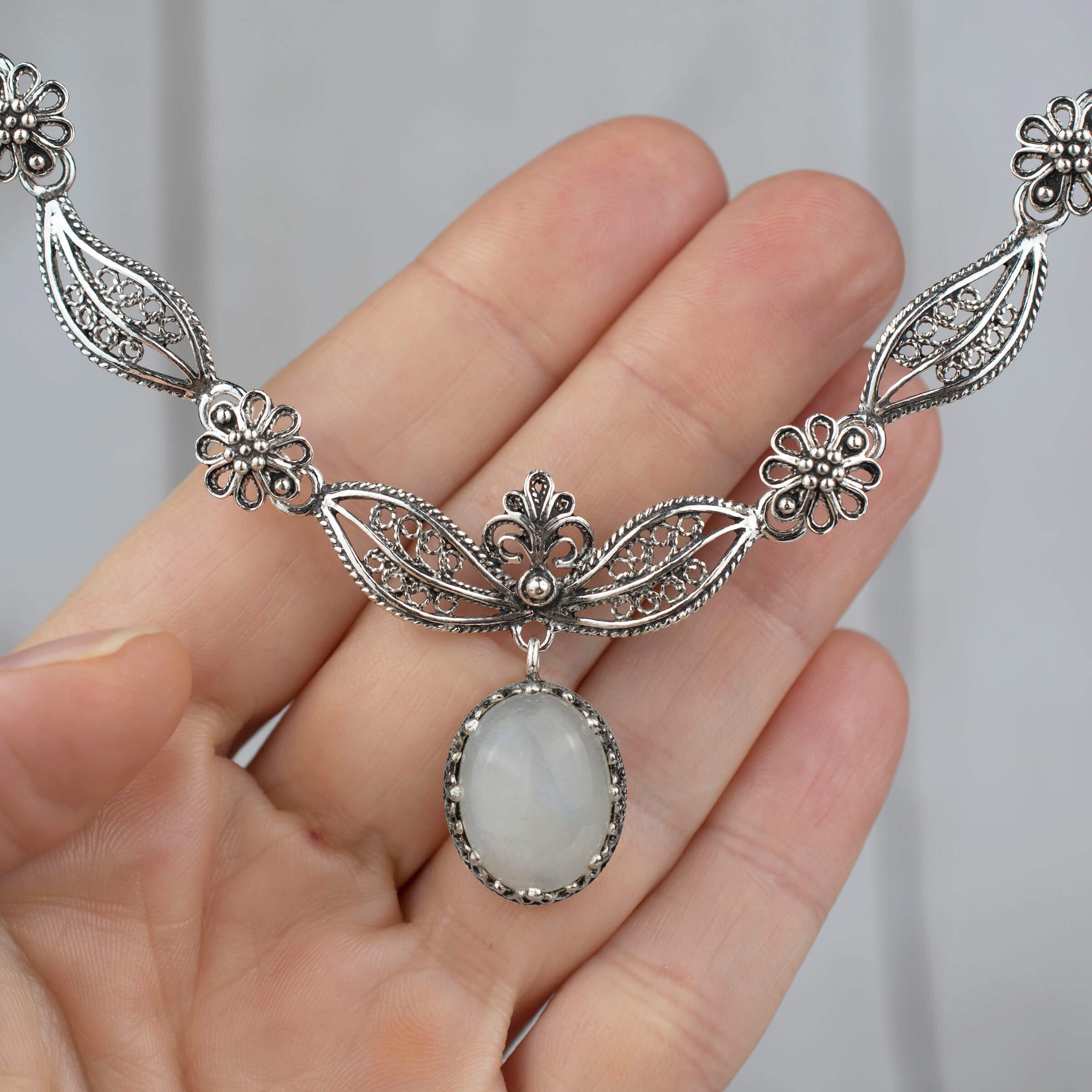 925 Sterling Silver Paisley Design Filigree Art Grey Moonstone Gemstone ...