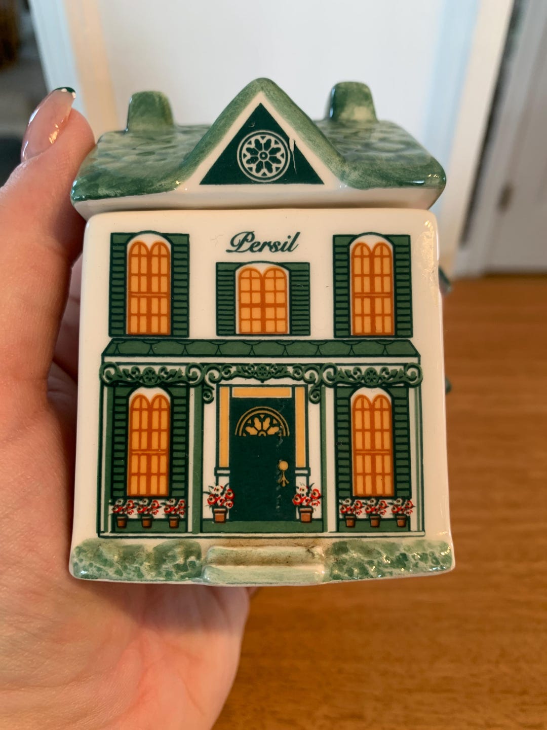 Vintage Avon PARSLEY Porcelain Spice Village Spice Jar *FRENCH WRITING ...