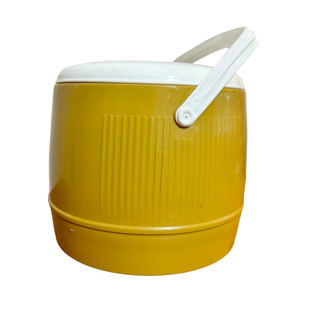 Retro Mustard Yellow Plastic Ice Bucket – Mid-century Bee Plastics USA ...