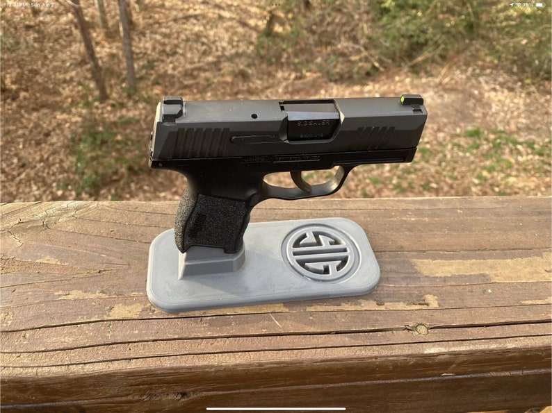 3D Printed Sig Sauer Double Stack Pistol Display Stand Fits M17, M18 ...