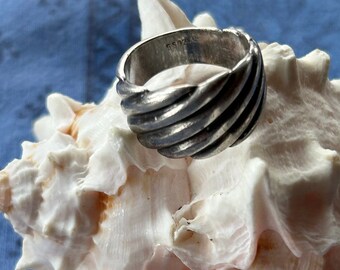 Vintage Sterling Silver Band, Incised Beaded Line, Stackable Ring ...