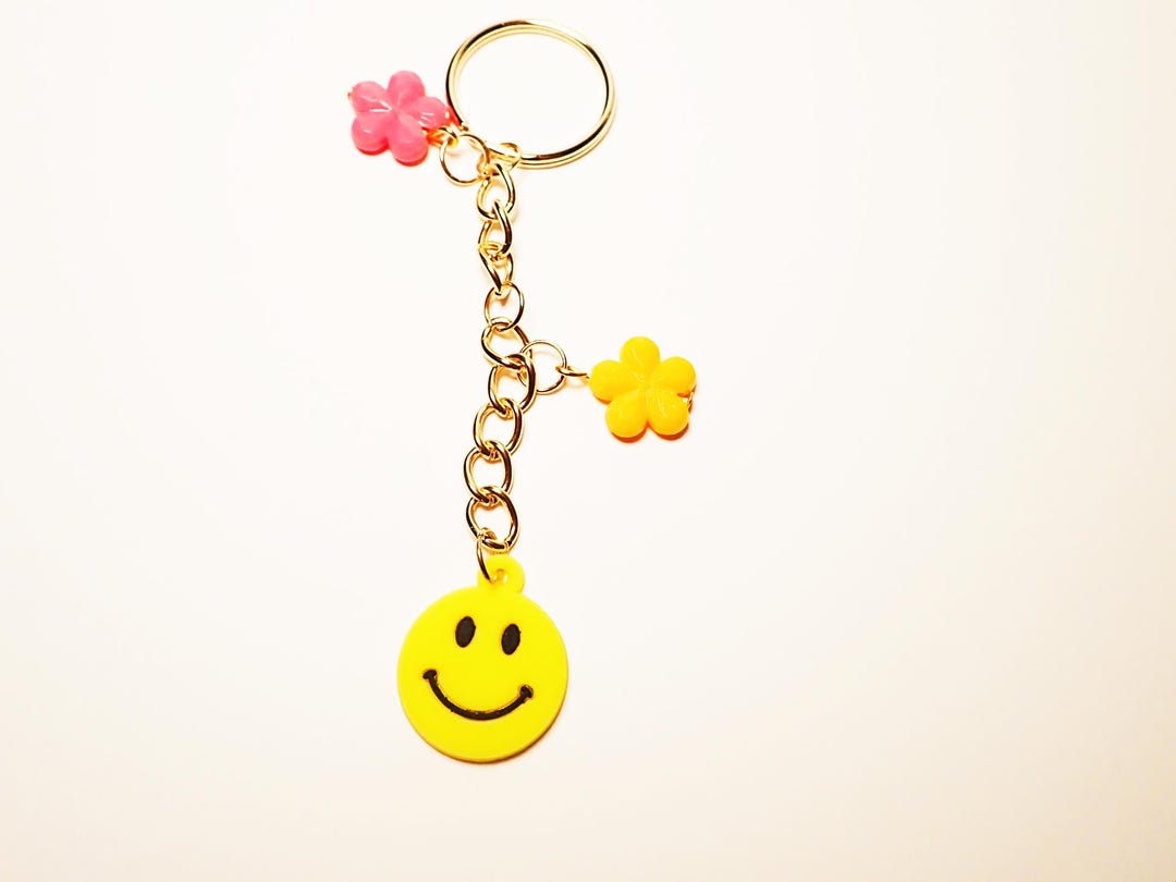 Smiley Face Key Chains • Flower Charms • Flowers • Bag Charms • - Etsy