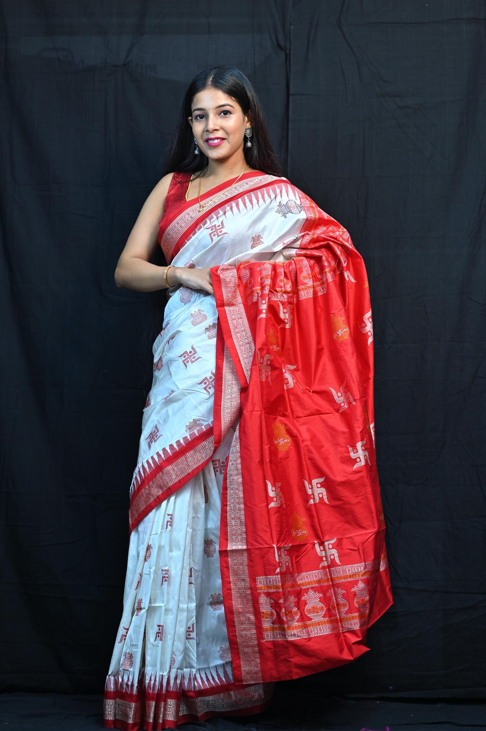 White Red Swastik Kalash Design Odisha Ikat Silk Saree-odisha Weaves ...