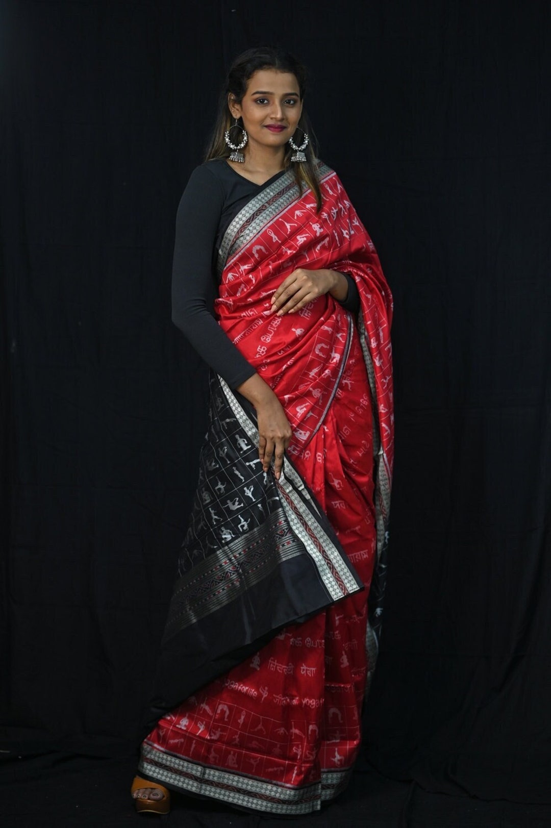 Red Black Exclusive Yoga Special Odisha Ikat Sambalpuri Silk Saree ...